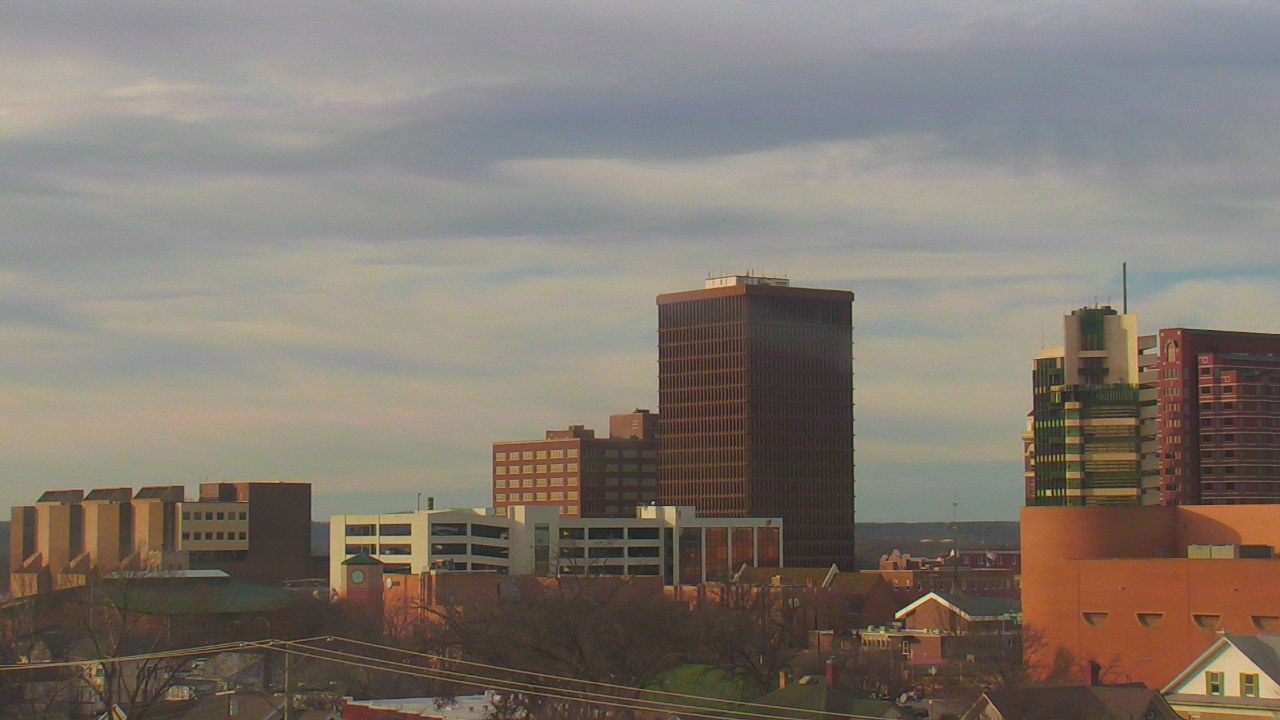 Shangri La Resort Live Weather Cam - 24 Hr Weather Replay - Afton ...