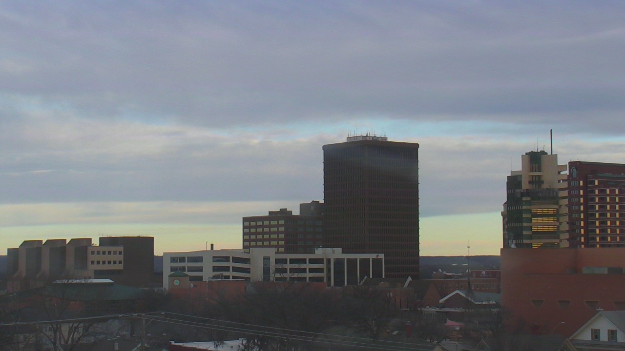 Shangri La Resort Live Weather Cam - 24 Hr Weather Replay - Afton ...