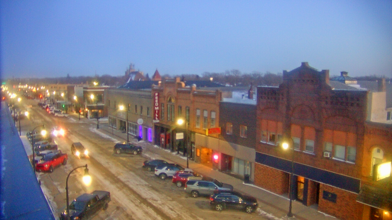 Security State Bank Live Weather Cam - 24 Hr Weather Replay - Algona ...