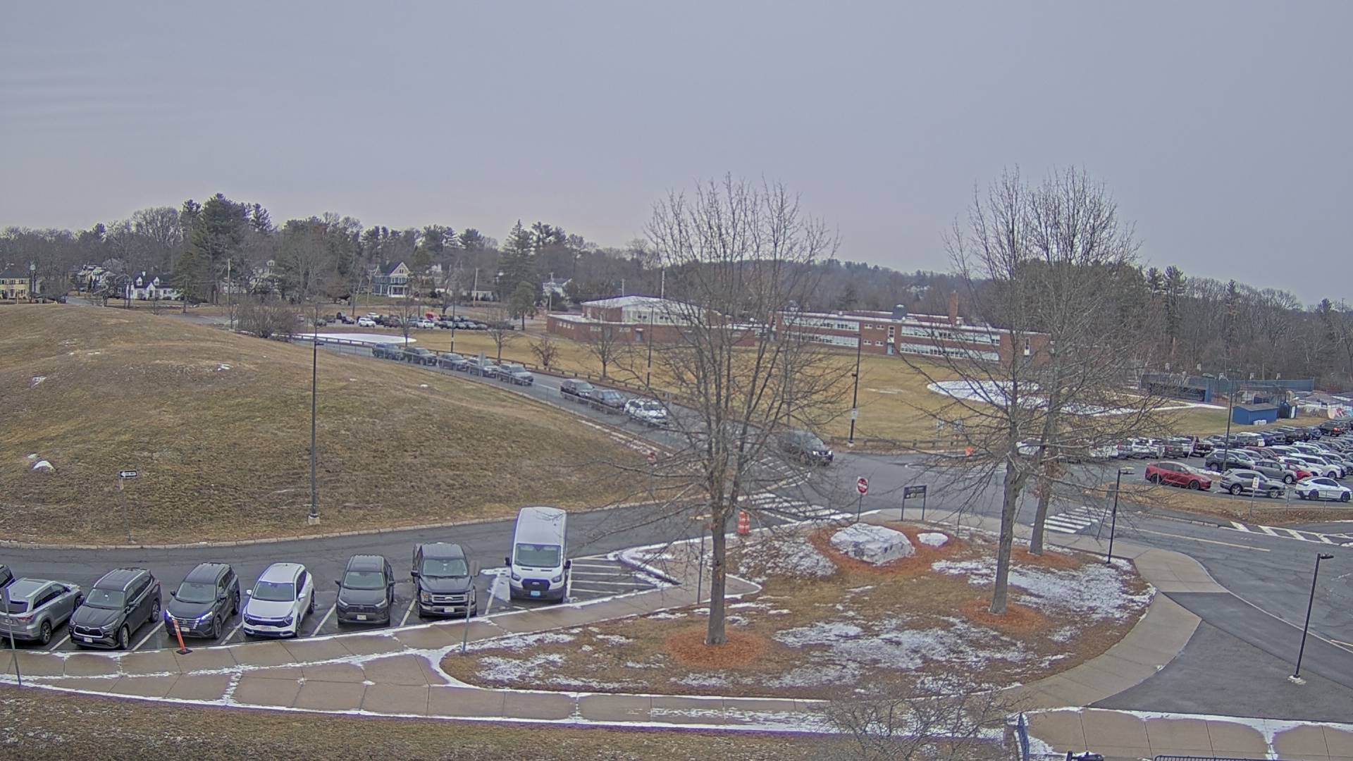 Andover SHS Live Weather Cam - 24 Hr Weather Replay - Andover ...