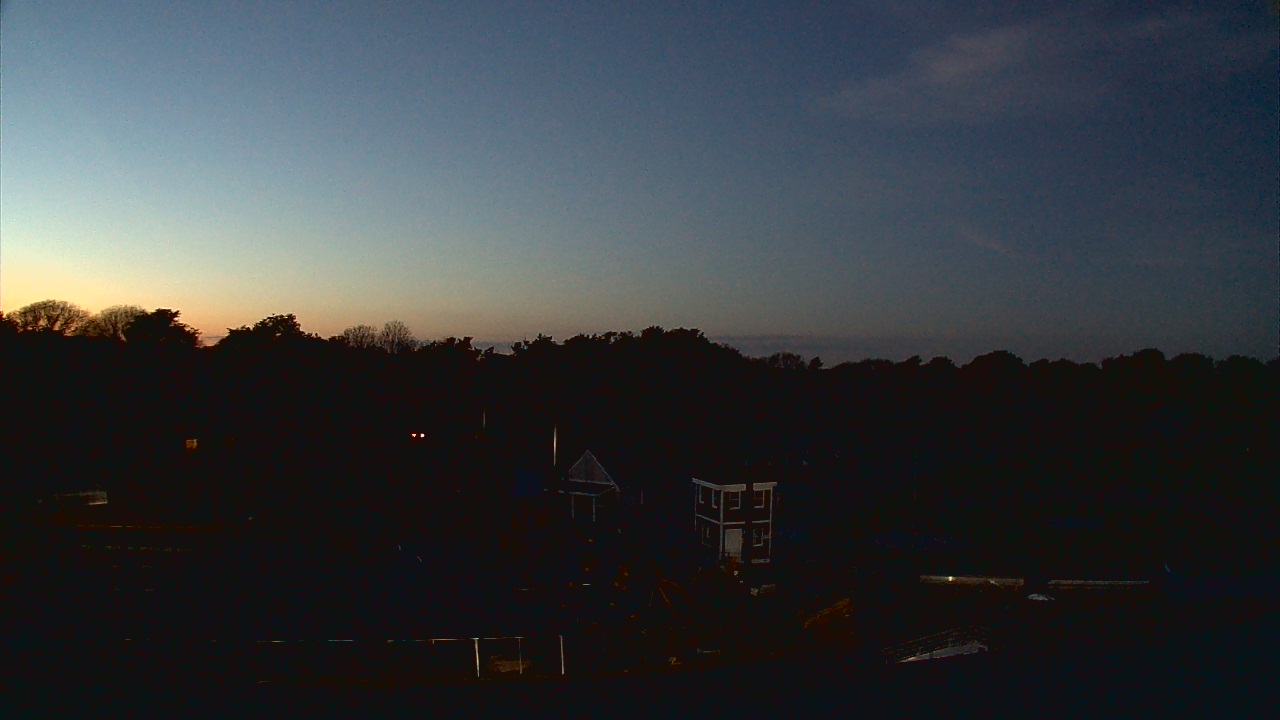 Stony Brook ES Live Weather Cam - 24 Hr Weather Replay - Brewster ...