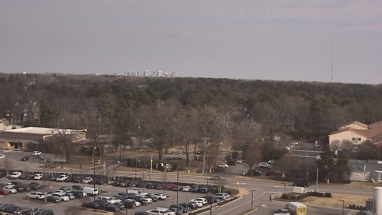 Chippenham Hospital Live Weather Cam - 24 Hr Weather Replay - Richmond ...