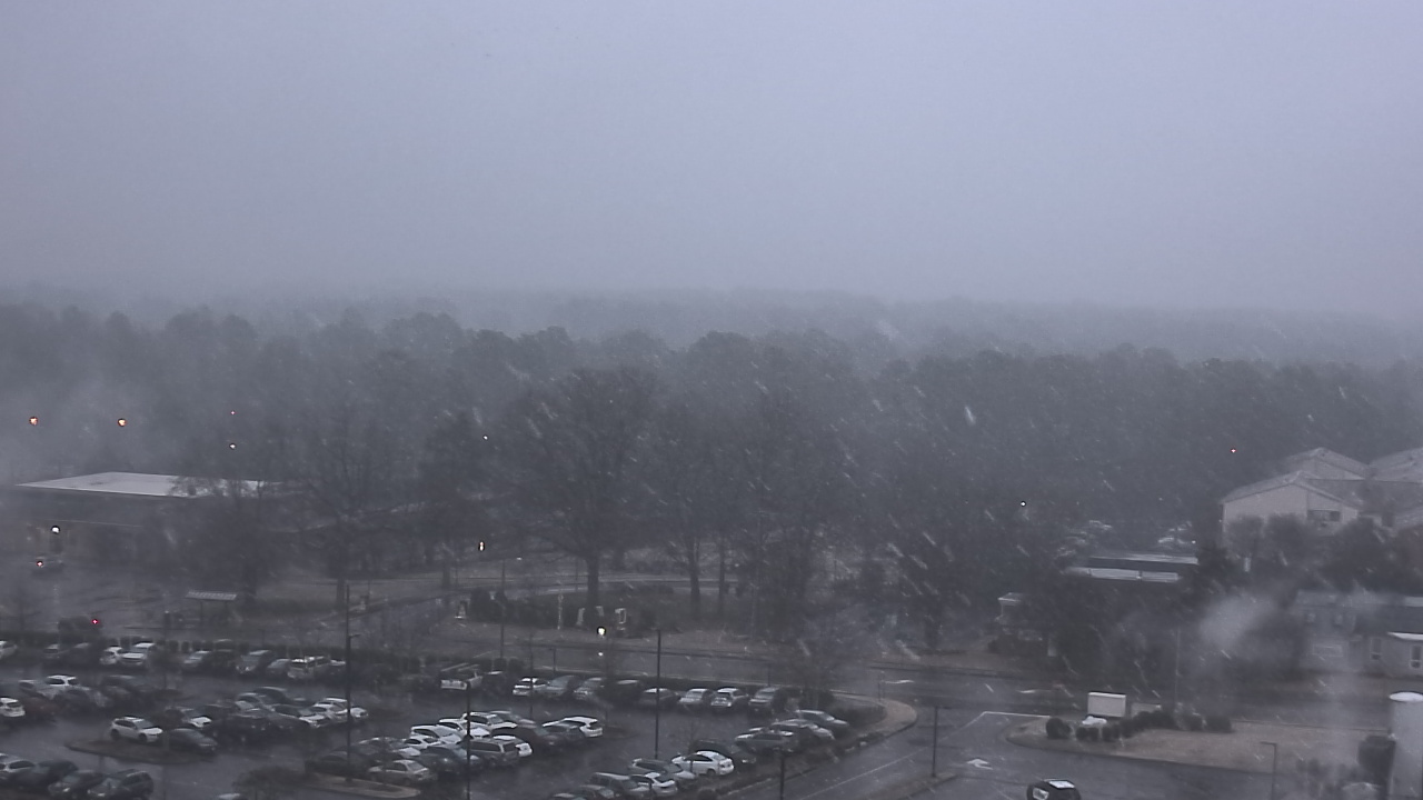 Chippenham Hospital Live Weather Cam - 24 Hr Weather Replay - Richmond ...