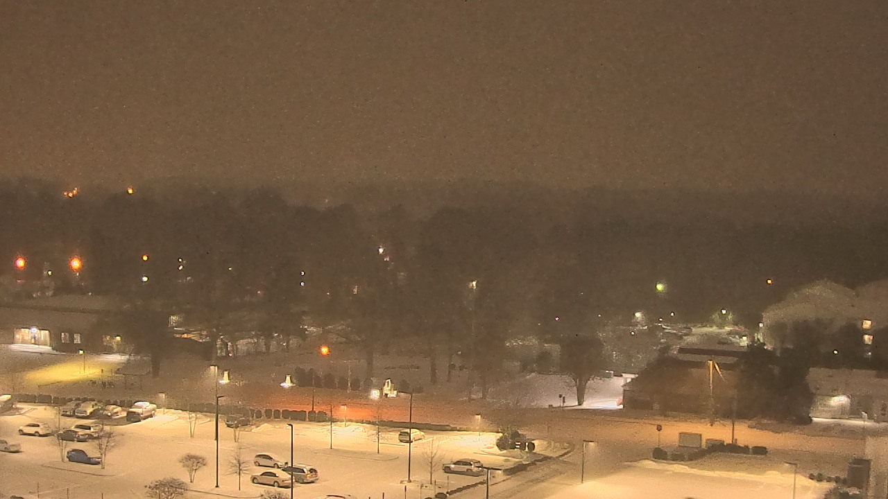 Chippenham Hospital Live Weather Cam - 24 Hr Weather Replay - Richmond ...