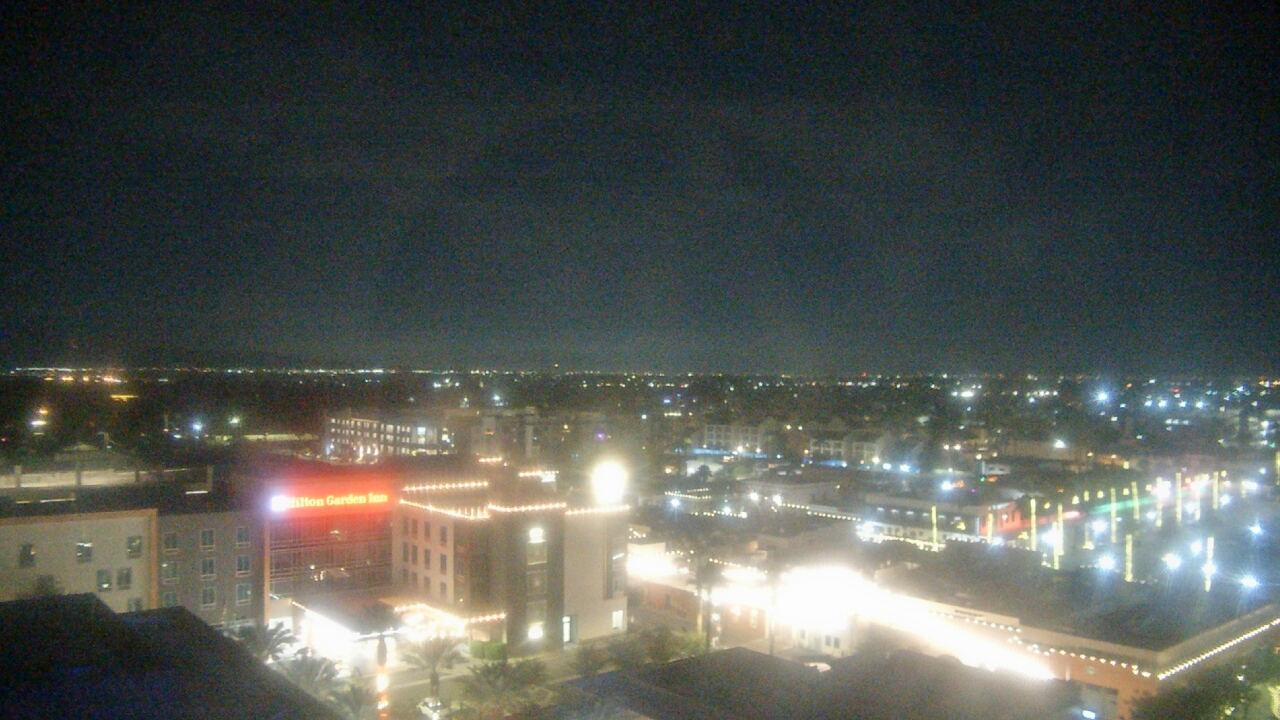 Chandler Courthouse Plaza Live Weather Cam - 24 Hr Weather Replay ...