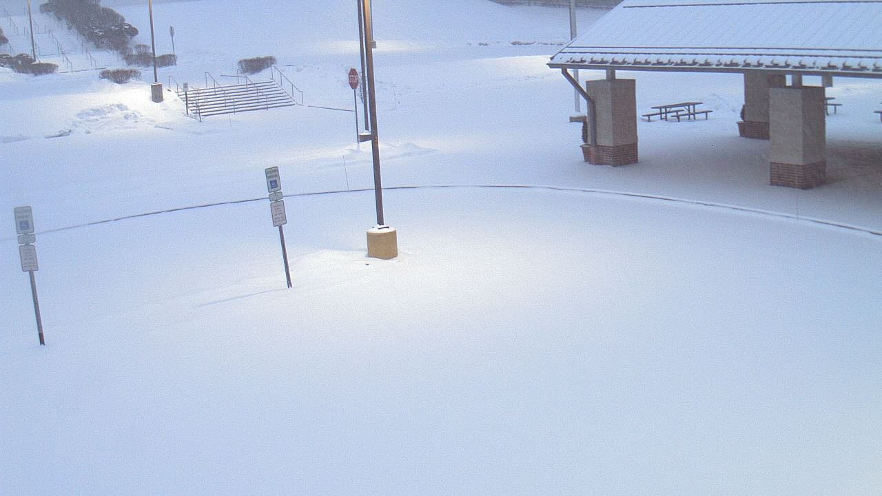 West Vincent ES Live Weather Cam - 24 Hr Weather Replay - West Vincent ...