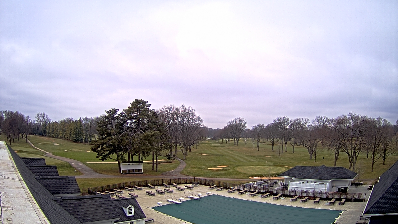 Crystal Lake Country Club Live Weather Cam - 24 Hr Weather Replay ...