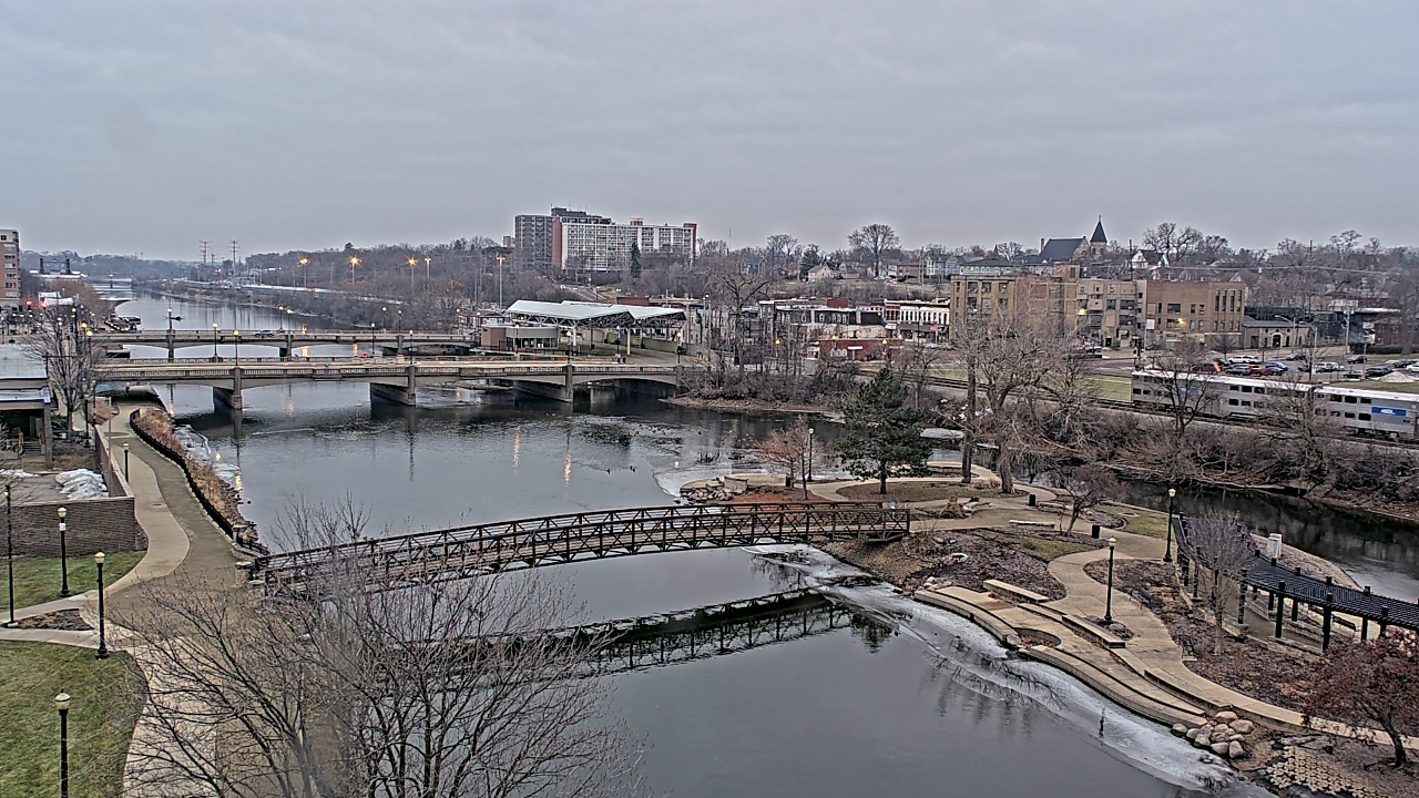 City of Elgin Live Weather Cam - 24 Hr Weather Replay - Elgin, Illinois ...