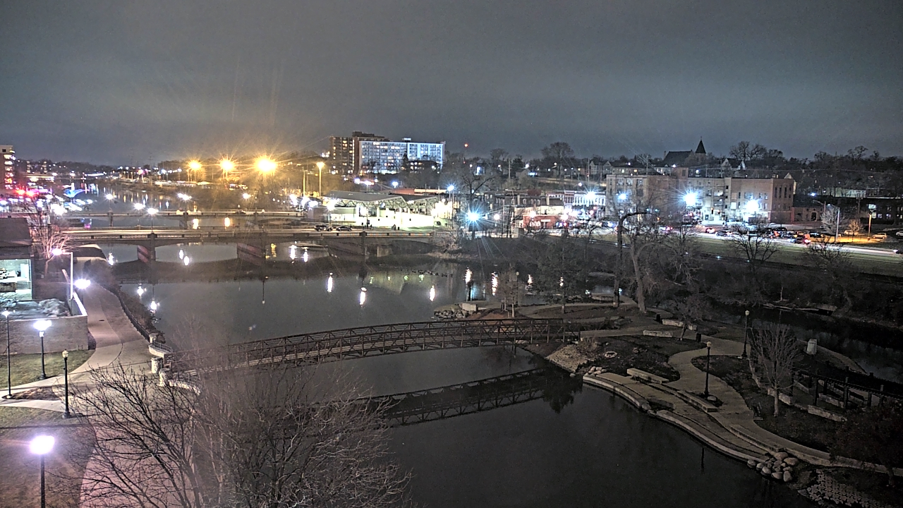 City of Elgin Live Weather Cam - 24 Hr Weather Replay - Elgin, Illinois ...