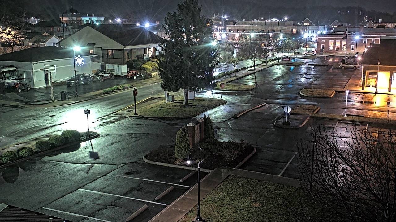Erwin Town Hall Live Weather Cam - 24 Hr Weather Replay - Erwin, Tennessee | WeatherBug