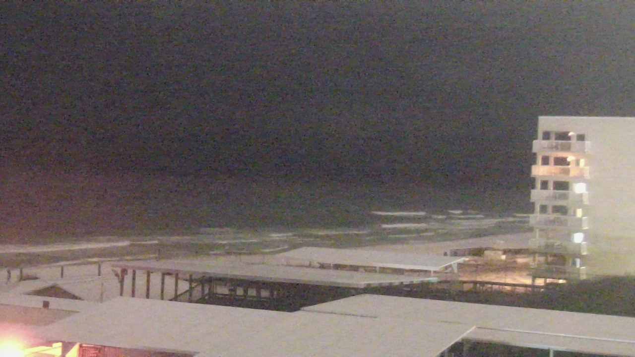 The Gulfarium Live Weather Cam - 24 Hr Weather Replay - Fort Walton ...