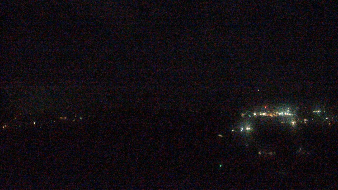 Kessler Mountain Live Weather Cam - 24 Hr Weather Replay - Fayetteville ...