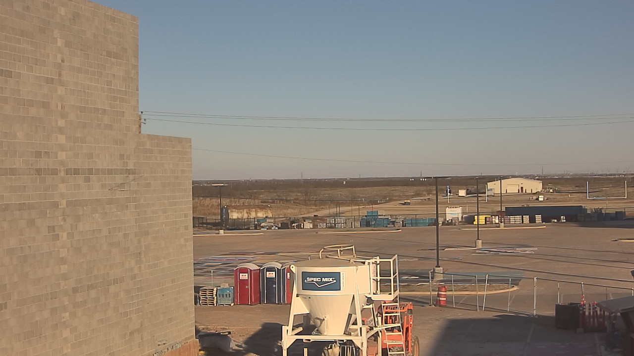 Holliday ISD Live Weather Cam - 24 Hr Weather Replay - Holliday, Texas ...