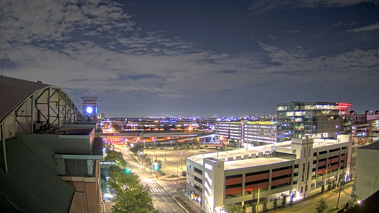 Minute Maid Park Live Weather Cam - 24 Hr Weather Replay - Houston ...