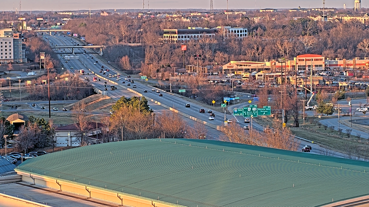 Pinnacle Pkwy Towers Live Weather Cam - 24 Hr Weather Replay - Rogers ...