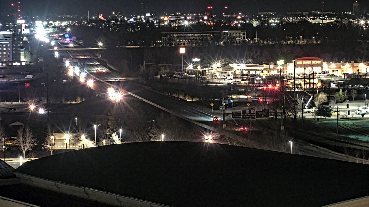 Pinnacle Pkwy Towers Live Weather Cam - 24 Hr Weather Replay - Rogers ...