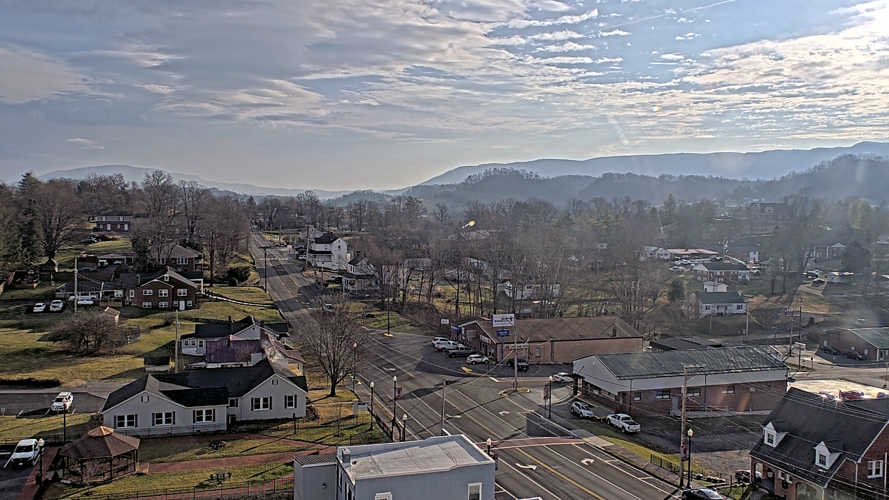 Russell County Courthouse Live Weather Cam - 24 Hr Weather Replay ...