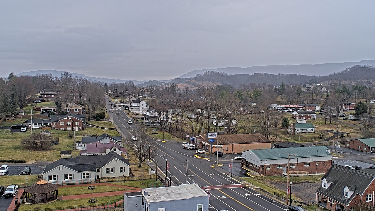 Russell County Courthouse Live Weather Cam - 24 Hr Weather Replay ...