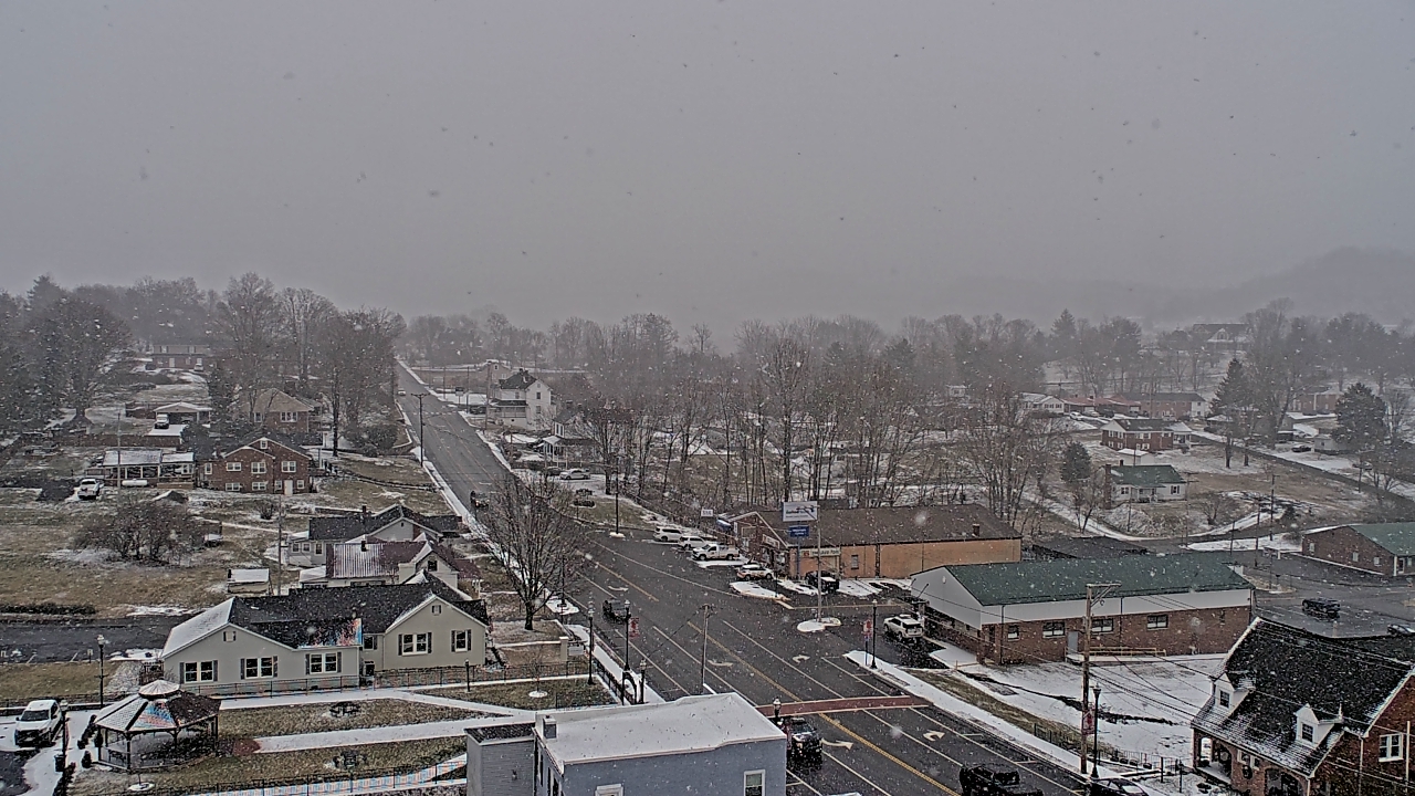 Russell County Courthouse Live Weather Cam - 24 Hr Weather Replay ...