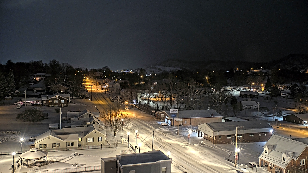 Russell County Courthouse Live Weather Cam - 24 Hr Weather Replay ...