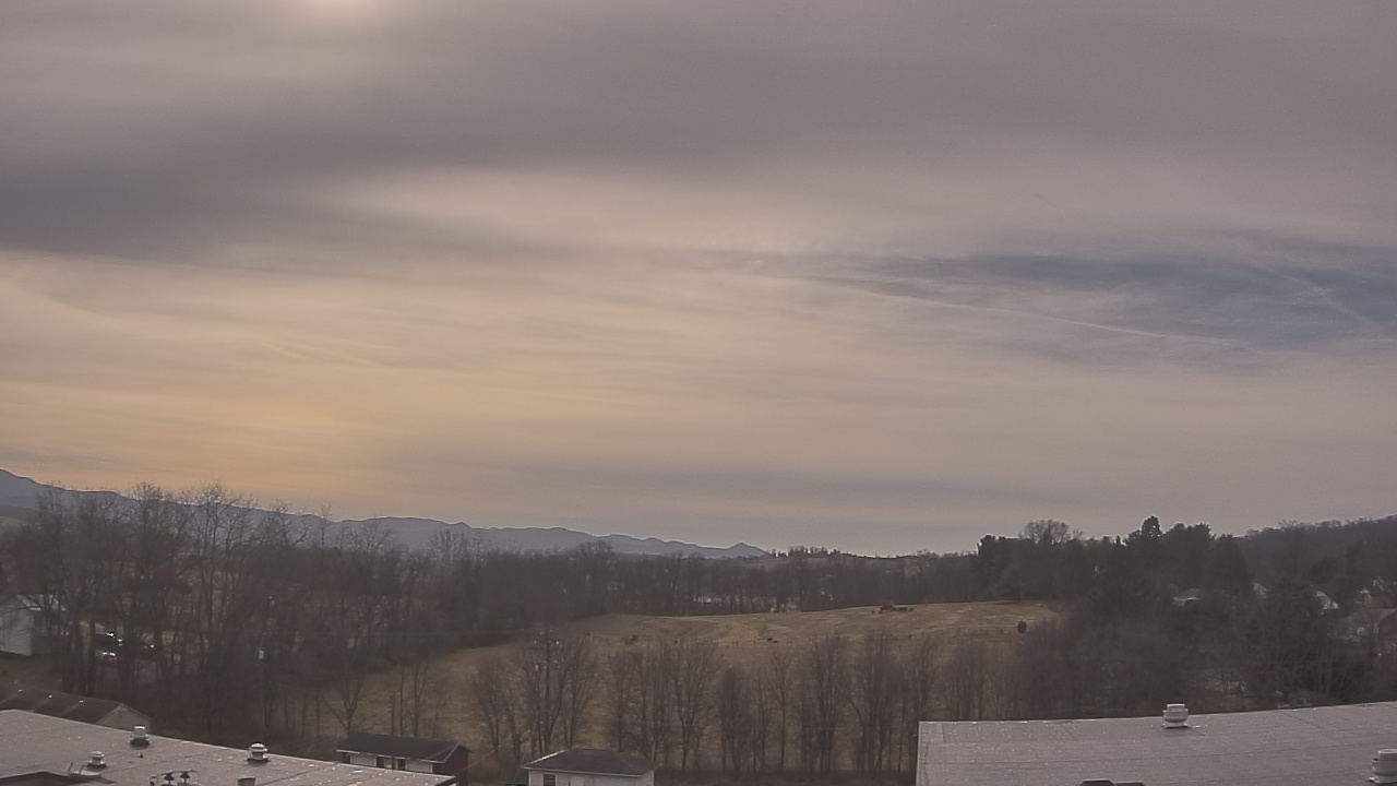 Luray Middle School Live Weather Cam - 24 Hr Weather Replay - Luray ...
