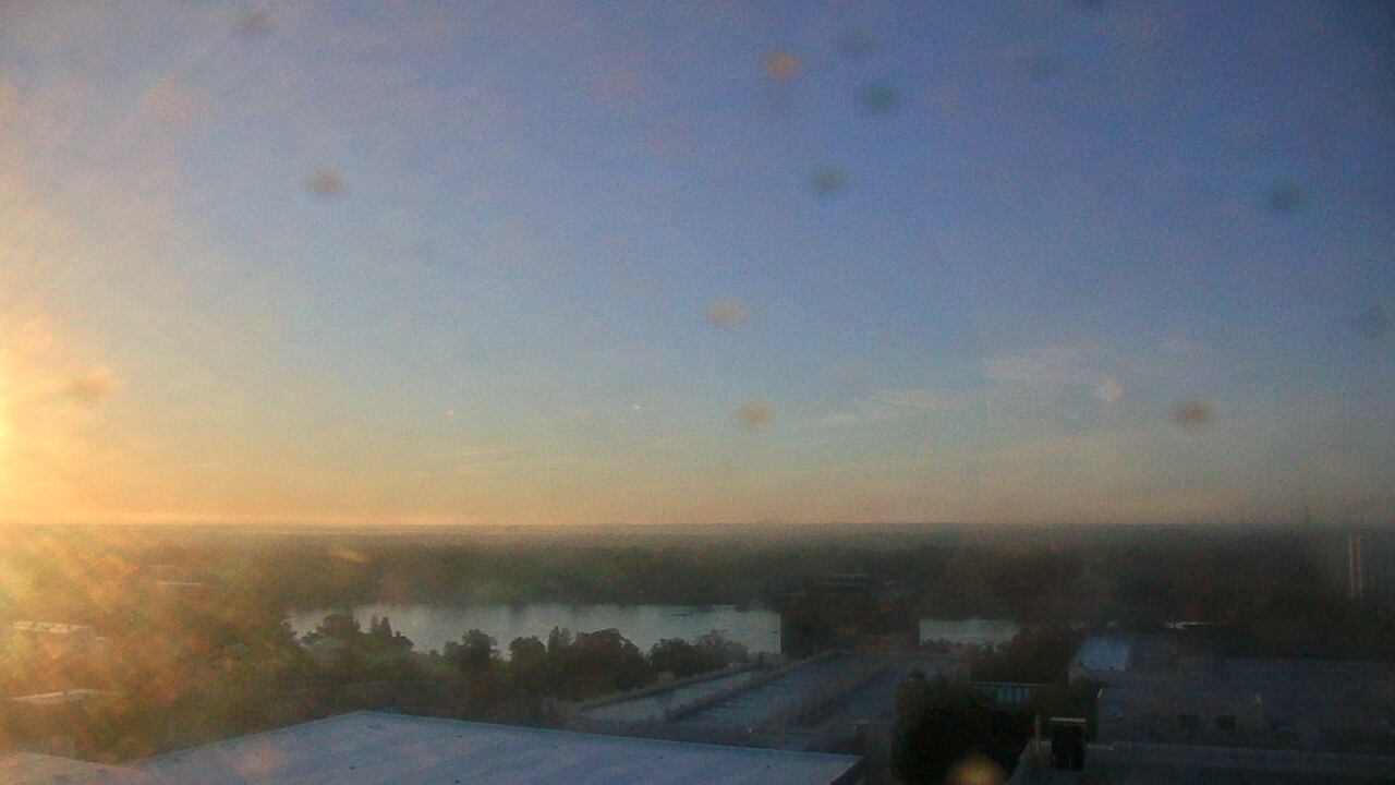 Midflorida Credit Union Live Weather Cam - 24 Hr Weather Replay ...