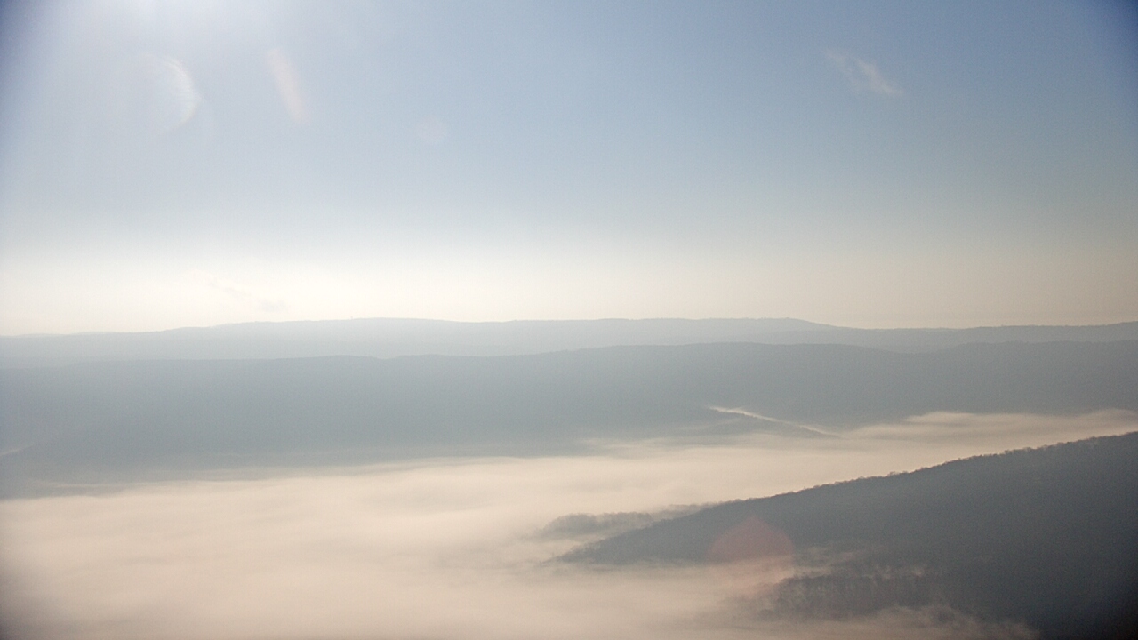 Cartwright Mountain Live Weather Cam - 24 Hr Weather Replay ...