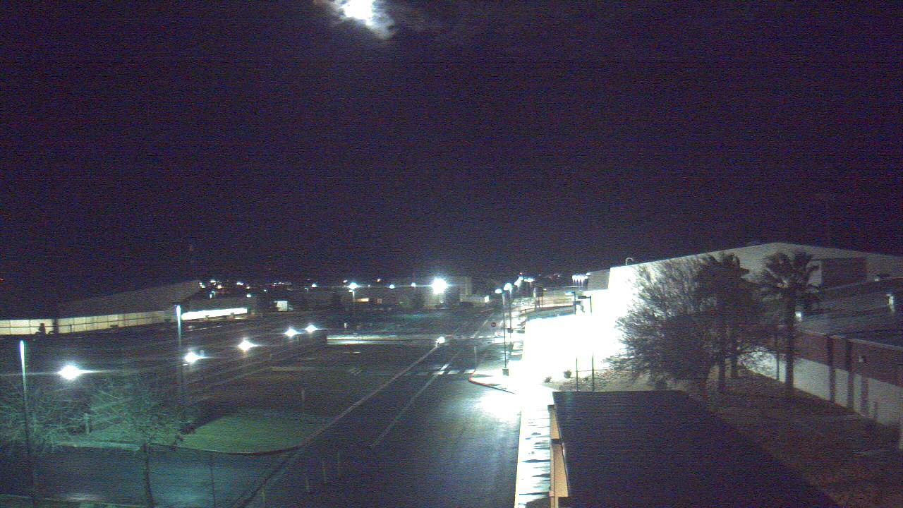 Pahrump Valley HS Live Weather Cam - 24 Hr Weather Replay - Pahrump ...