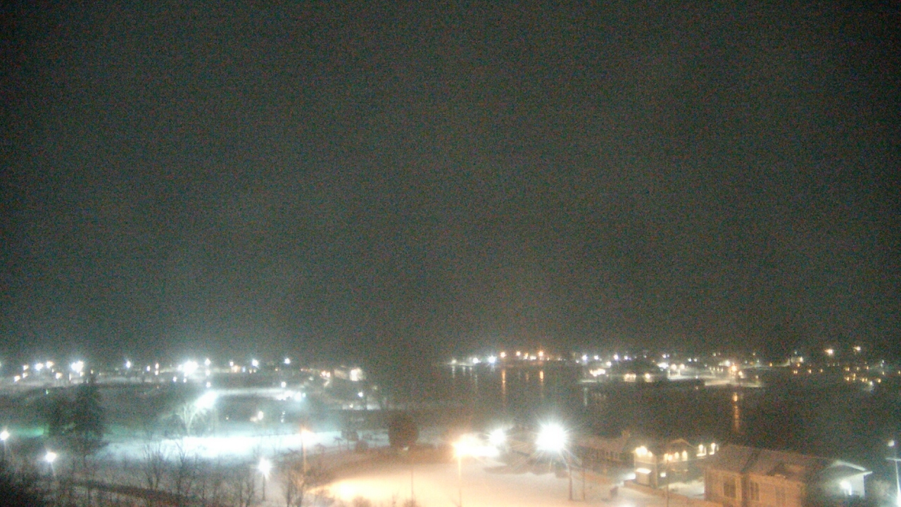 Charlotte-Genesee Lighthouse Live Weather Cam - 24 Hr Weather Replay ...