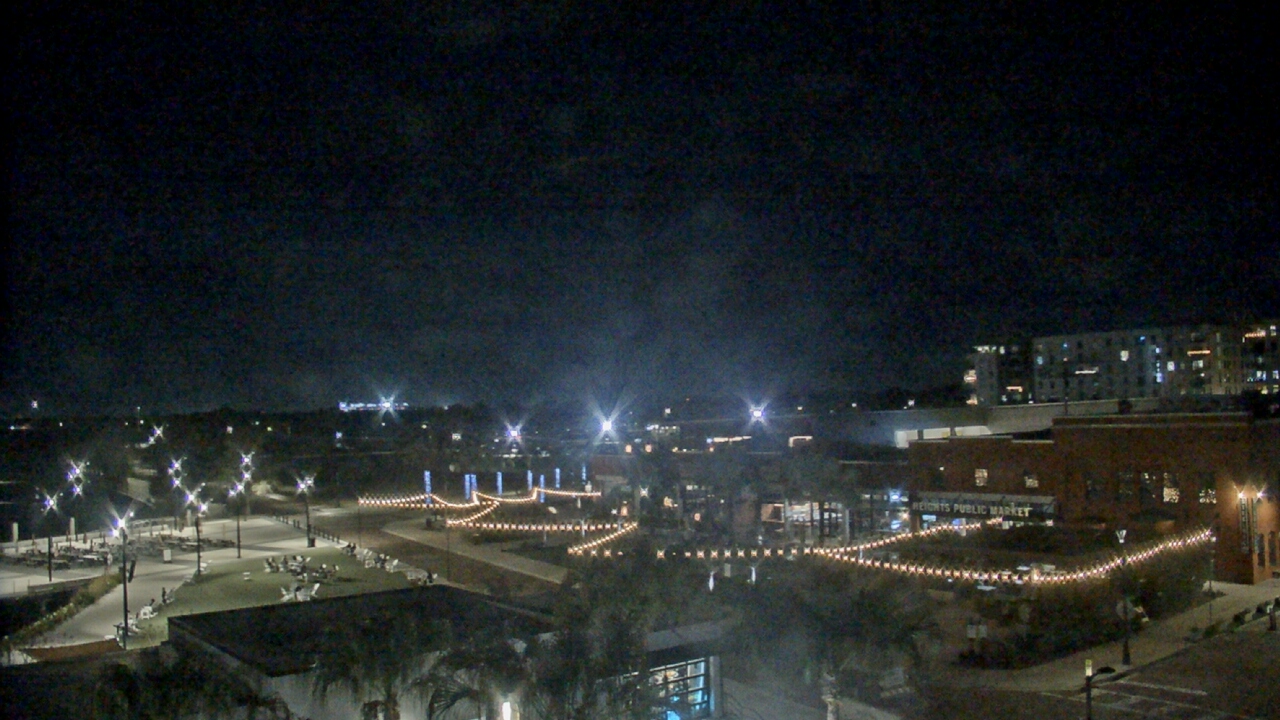 Armature Works Live Weather Cam - 24 Hr Weather Replay - Tampa, Florida ...