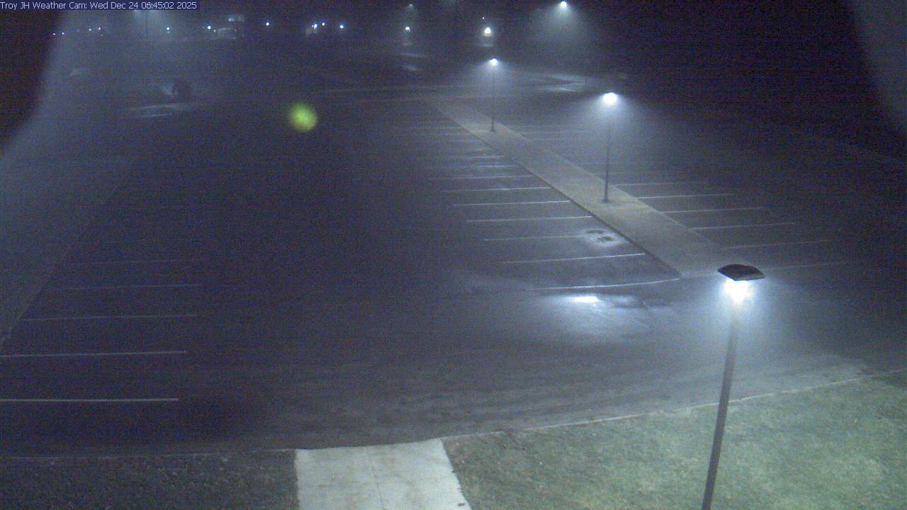 Troy JHS Live Weather Cam - 24 Hr Weather Replay - Troy, Ohio | WeatherBug