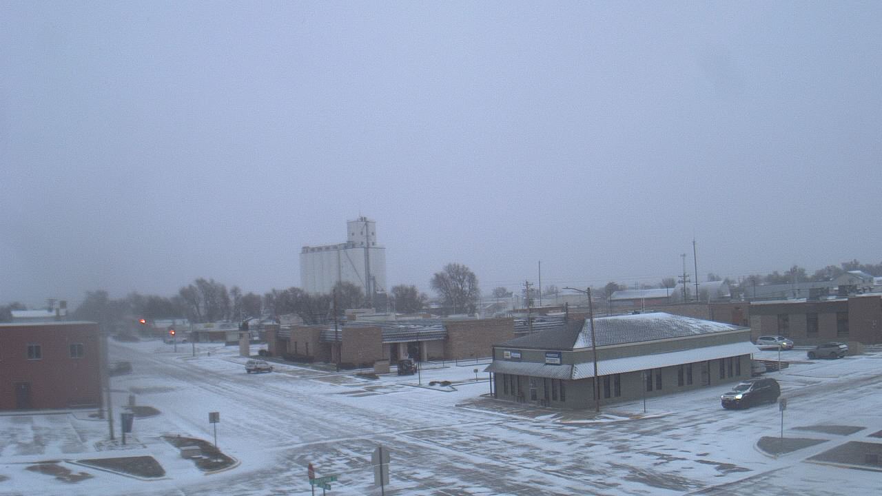 Joyce ES Live Weather Cam - 24 Hr Weather Replay - Ulysses, Kansas | WeatherBug