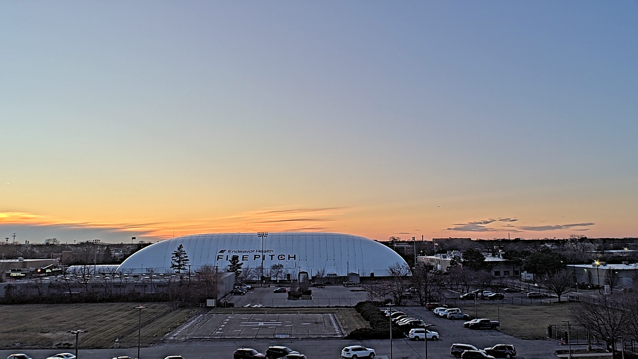 WGN-TV Live Weather Cam - 24 Hr Weather Replay - Chicago, Illinois ...