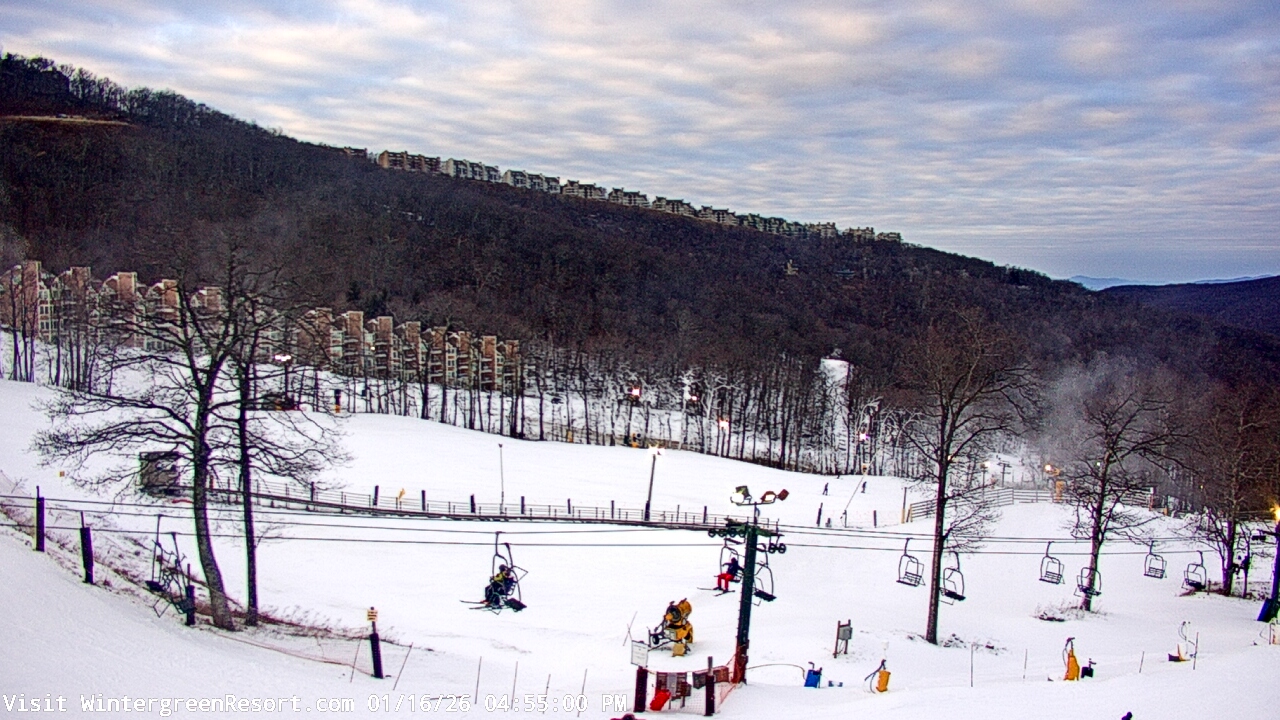 Wintergreen Mtn. at 3600 ft. elev. Live Weather Cam - 24 Hr Weather ...