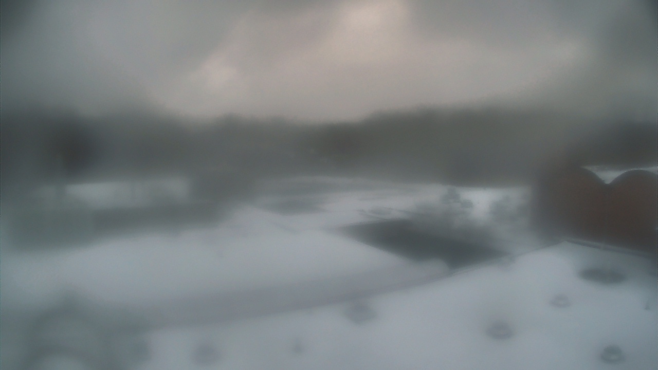 Weston Middle School Live Weather Cam - 24 Hr Weather Replay - Weston ...