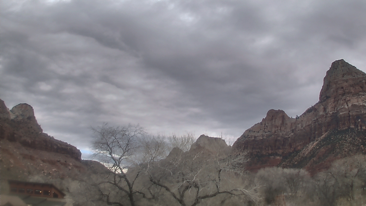 Zion Canyon Village Live Weather Cam - 24 Hr Weather Replay ...